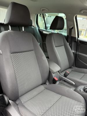 Volkswagen Golf 2011 in Vilnius, with an engine capacity of 1.90 L and mileage of 201 thousand km for 3900 €, photo 10 on AUTOMOTO.COM.LV