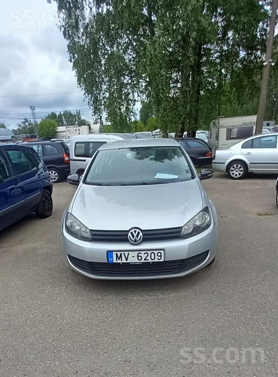 Volkswagen Golf 2011 Rīga, ar dzinēja tilpumu 1.60 L un nobraukumu 259 tūkst. km par 3900 €, foto 1 vietnē AUTOMOTO.COM.LV