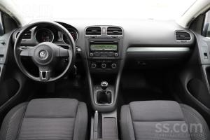 Volkswagen Golf 2011 in Tukums, with an engine capacity of 1.60 L and mileage of 302 thousand km for 2990 €, photo 6 on AUTOMOTO.COM.LV
