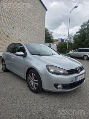 Volkswagen Golf 2011 in Kuldiga, with an engine capacity of 1.60 L and mileage of 271 thousand km for 2500 €, photo 3 on AUTOMOTO.COM.LV