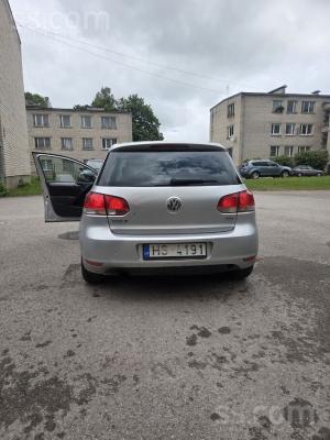 Volkswagen Golf 2011 in Kuldiga, with an engine capacity of 1.60 L and mileage of 271 thousand km for 2500 €, photo 5 on AUTOMOTO.COM.LV