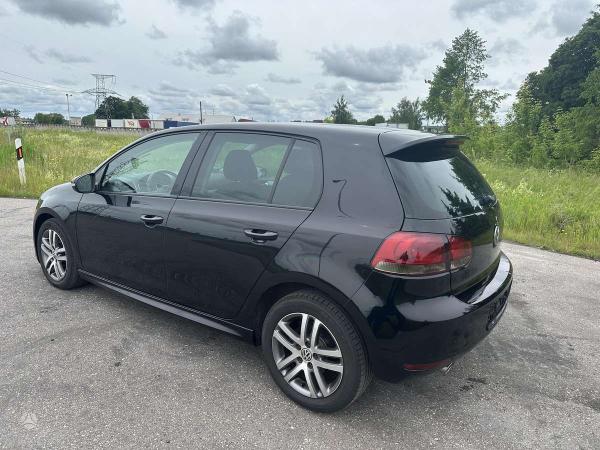 Volkswagen Golf 2011 in Marijampole, with an engine capacity of 1.60 L and mileage of 264 thousand km for 4650 €, photo 7 on AUTOMOTO.COM.LV