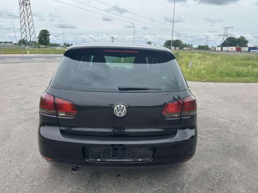 Volkswagen Golf 2011 in Marijampole, with an engine capacity of 1.60 L and mileage of 264 thousand km for 4650 €, photo 11 on AUTOMOTO.COM.LV