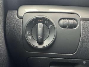 Volkswagen Golf 2011 in Marijampole, with an engine capacity of 1.60 L and mileage of 264 thousand km for 4650 €, photo 28 on AUTOMOTO.COM.LV