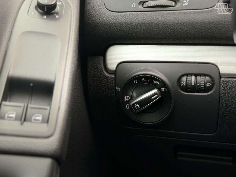 Volkswagen Golf 2011 Kretinga, ar dzinēja tilpumu 1.20 L un nobraukumu 224 tūkst. km par 4350 €, foto 19 vietnē AUTOMOTO.COM.LV