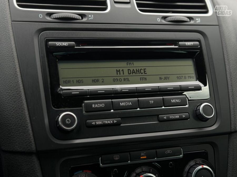 Volkswagen Golf 2011 in Kretinga, with an engine capacity of 1.20 L and mileage of 224 thousand km for 4350 €, photo 20 on AUTOMOTO.COM.LV