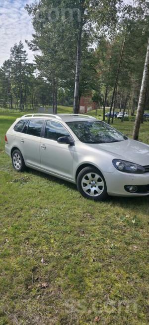 Volkswagen Golf 2011 in Daugavpils, with an engine capacity of 1.60 L and mileage of 269 thousand km for 4300 €, photo 6 on AUTOMOTO.COM.LV