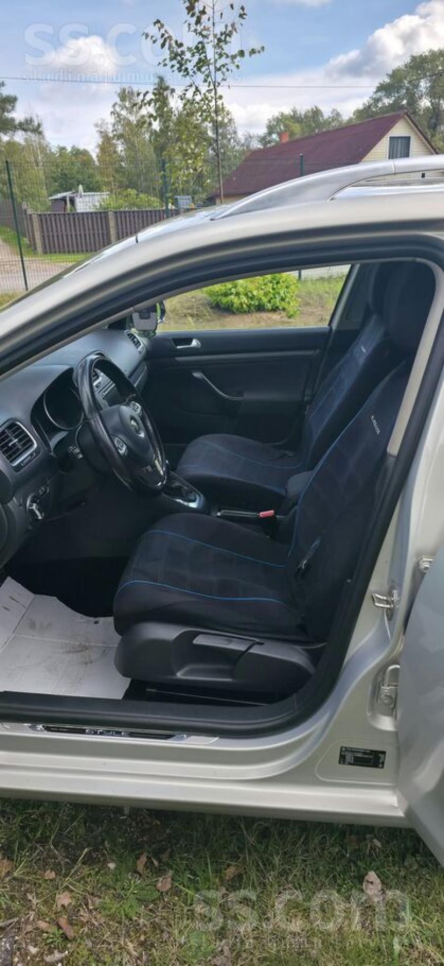 Volkswagen Golf 2011 in Daugavpils, with an engine capacity of 1.60 L and mileage of 269 thousand km for 4300 €, photo 7 on AUTOMOTO.COM.LV