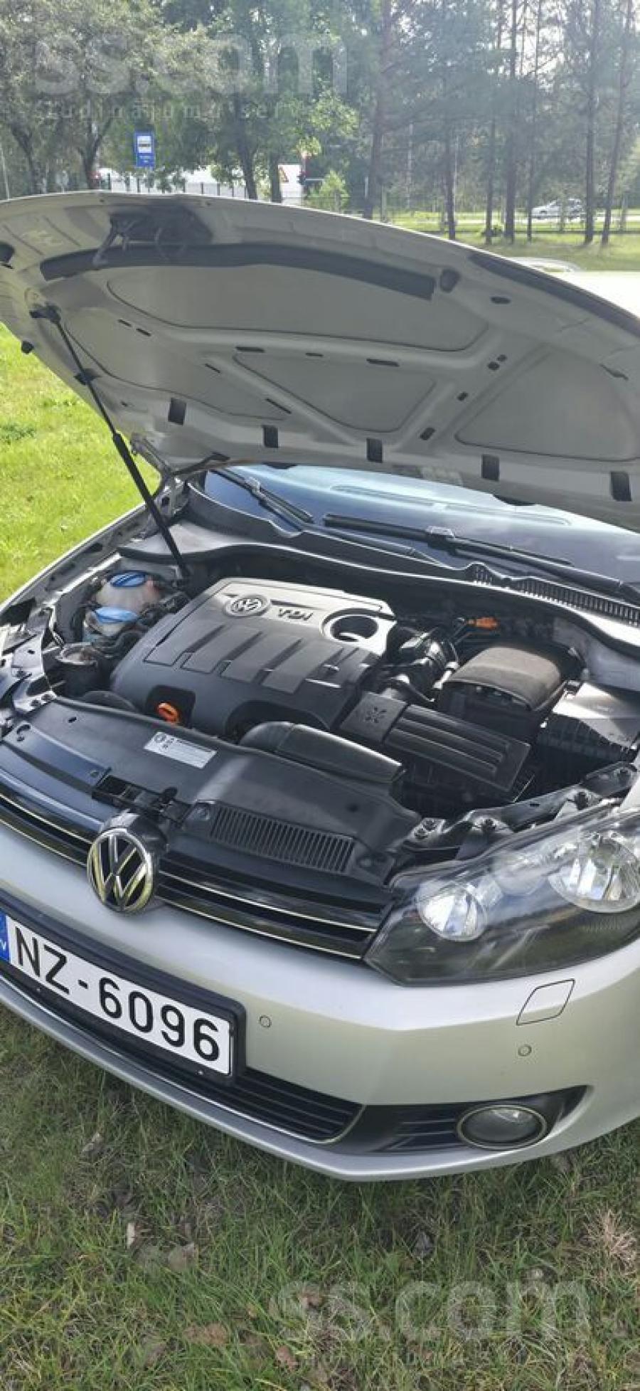 Volkswagen Golf 2011 in Daugavpils, with an engine capacity of 1.60 L and mileage of 269 thousand km for 4300 €, photo 9 on AUTOMOTO.COM.LV