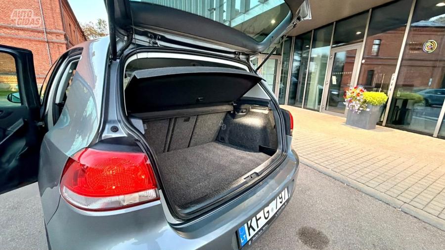 Volkswagen Golf 2011 Kauņa, ar dzinēja tilpumu 1.60 L un nobraukumu 284 tūkst. km par 5100 €, foto 23 vietnē AUTOMOTO.COM.LV