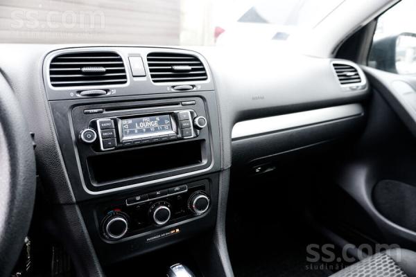Volkswagen Golf 2012 in Riga, with an engine capacity of 1.20 L and mileage of 0 thousand km for 6400 €, photo 8 on AUTOMOTO.COM.LV