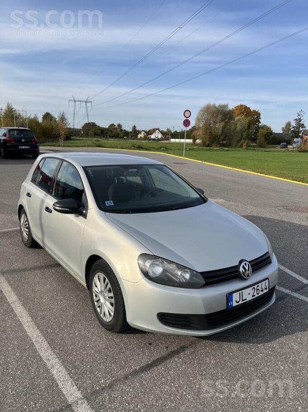 Volkswagen Golf 2012 Rīga, ar dzinēja tilpumu 1.20 L un nobraukumu 205 tūkst. km par 4000 €, foto 2 vietnē AUTOMOTO.COM.LV