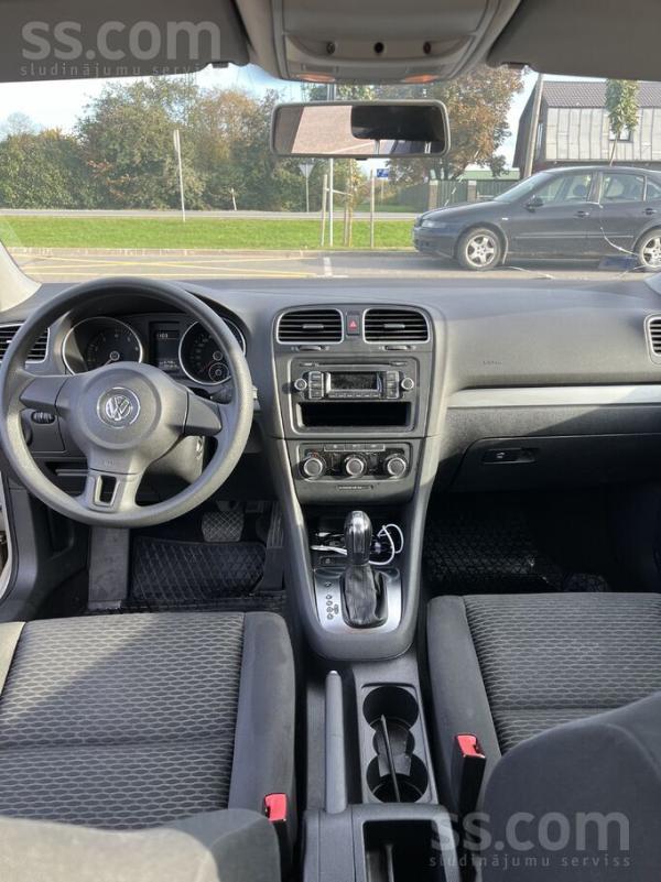 Volkswagen Golf 2012 Rīga, ar dzinēja tilpumu 1.20 L un nobraukumu 205 tūkst. km par 4000 €, foto 7 vietnē AUTOMOTO.COM.LV