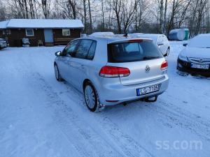 Volkswagen Golf 2012 in Talsi, with an engine capacity of 1.60 L and mileage of 252 thousand km for 3600 €, photo 6 on AUTOMOTO.COM.LV