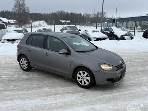 Volkswagen Golf 2012 in Vilnius, with an engine capacity of 1.60 L and mileage of 263 thousand km for 2900 €, photo 5 on AUTOMOTO.COM.LV
