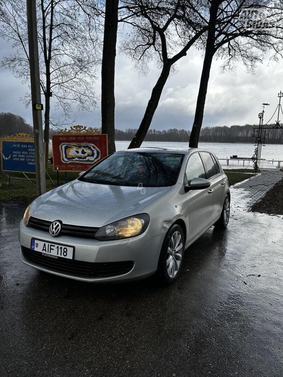 Volkswagen Golf 2012 in Vilnius, with an engine capacity of 1.60 L and mileage of 400 thousand km for 2800 €, photo 8 on AUTOMOTO.COM.LV