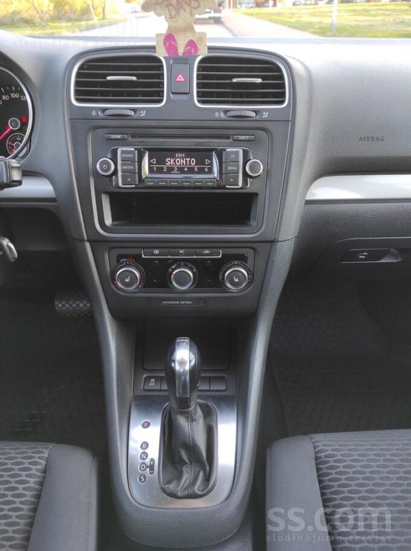 Volkswagen Golf 2012 in Ventspils, with an engine capacity of 1.20 L and mileage of 318 thousand km for 3200 €, photo 9 on AUTOMOTO.COM.LV