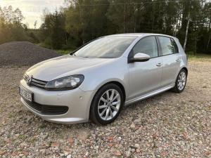 Volkswagen Golf 2012 Cēsis, ar dzinēja tilpumu 1.60 L un nobraukumu 277 tūkst. km par 4800 €, foto 3 vietnē AUTOMOTO.COM.LV