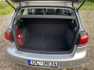 Volkswagen Golf 2012 Cēsis, ar dzinēja tilpumu 1.60 L un nobraukumu 277 tūkst. km par 4800 €, foto 10 vietnē AUTOMOTO.COM.LV