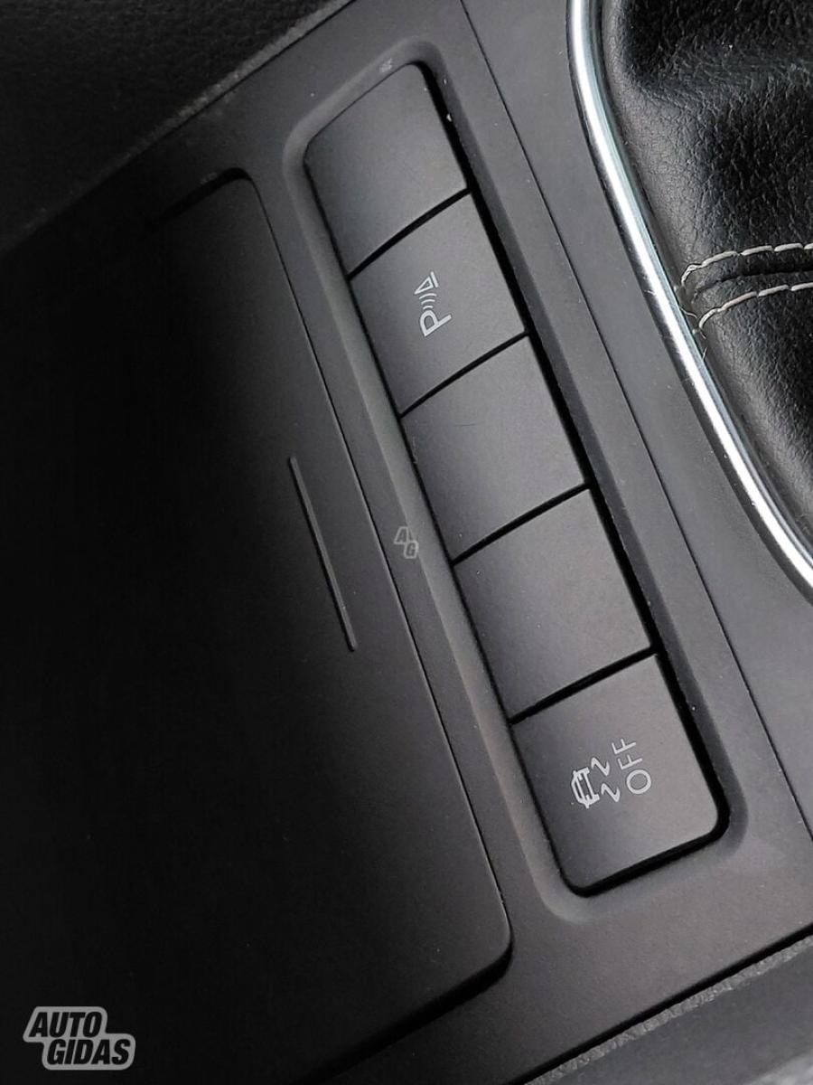 Volkswagen Golf 2012 Viļņa, ar dzinēja tilpumu 1.40 L un nobraukumu 304 tūkst. km par 2950 €, foto 14 vietnē AUTOMOTO.COM.LV