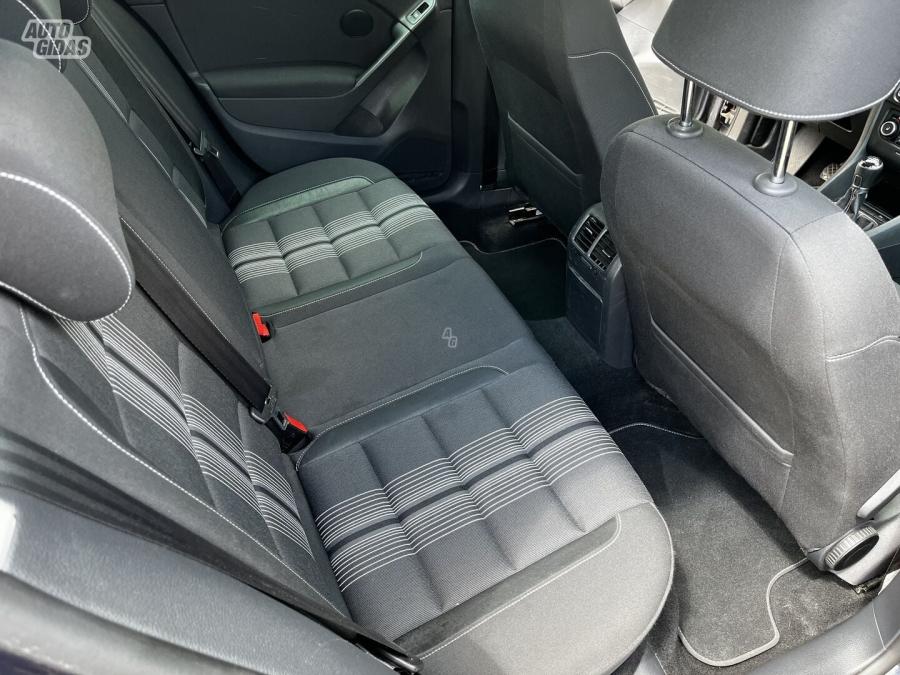 Volkswagen Golf 2012 in Vilnius, with an engine capacity of 1.60 L and mileage of 152 thousand km for 5200 €, photo 14 on AUTOMOTO.COM.LV