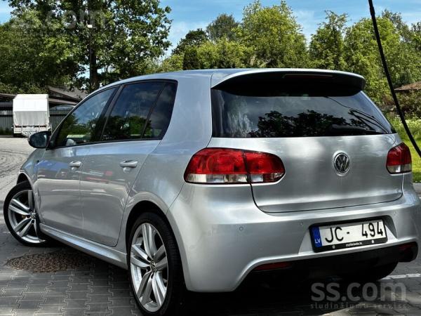 Volkswagen Golf 2013 in Riga, with an engine capacity of 1.60 L and mileage of 340 thousand km for 4950 €, photo 4 on AUTOMOTO.COM.LV