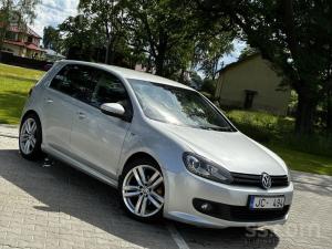 Volkswagen Golf 2013 in Riga, with an engine capacity of 1.60 L and mileage of 340 thousand km for 4950 €, photo 6 on AUTOMOTO.COM.LV