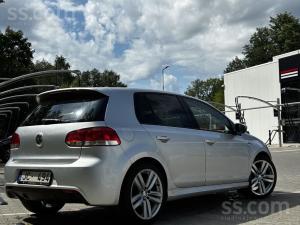 Volkswagen Golf 2013 in Riga, with an engine capacity of 1.60 L and mileage of 340 thousand km for 4950 €, photo 13 on AUTOMOTO.COM.LV