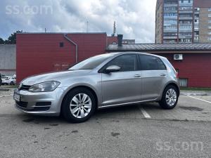Volkswagen Golf 2013 in Riga, with an engine capacity of 1.60 L and mileage of 324 thousand km for 2500 €, photo 2 on AUTOMOTO.COM.LV