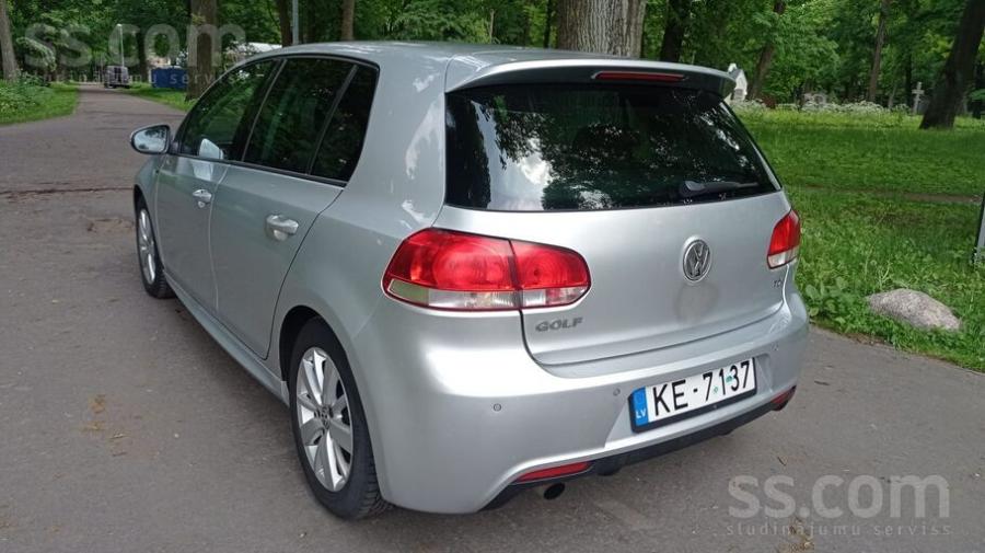 Volkswagen Golf 2013 Rīga, ar dzinēja tilpumu 1.60 L un nobraukumu 165 tūkst. km par 5250 €, foto 4 vietnē AUTOMOTO.COM.LV