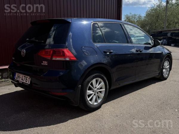 Volkswagen Golf 2013 in Liepaja, with an engine capacity of 1.60 L and mileage of 316 thousand km for 5350 €, photo 3 on AUTOMOTO.COM.LV
