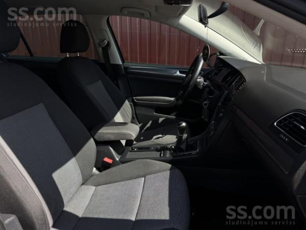 Volkswagen Golf 2013 in Liepaja, with an engine capacity of 1.60 L and mileage of 316 thousand km for 5350 €, photo 6 on AUTOMOTO.COM.LV