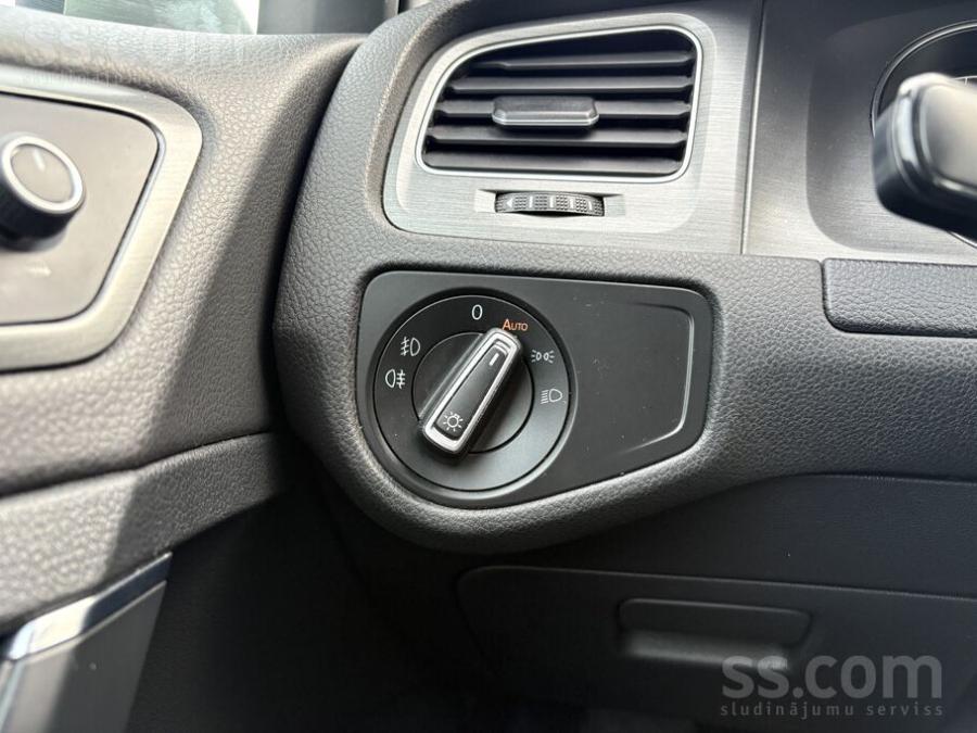 Volkswagen Golf 2013 Jelgava, ar dzinēja tilpumu 1.40 L un nobraukumu 260 tūkst. km par 6800 €, foto 19 vietnē AUTOMOTO.COM.LV