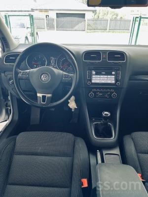 Volkswagen Golf 2013 Jelgava, ar dzinēja tilpumu 1.60 L un nobraukumu 231 tūkst. km par 4999 €, foto 9 vietnē AUTOMOTO.COM.LV
