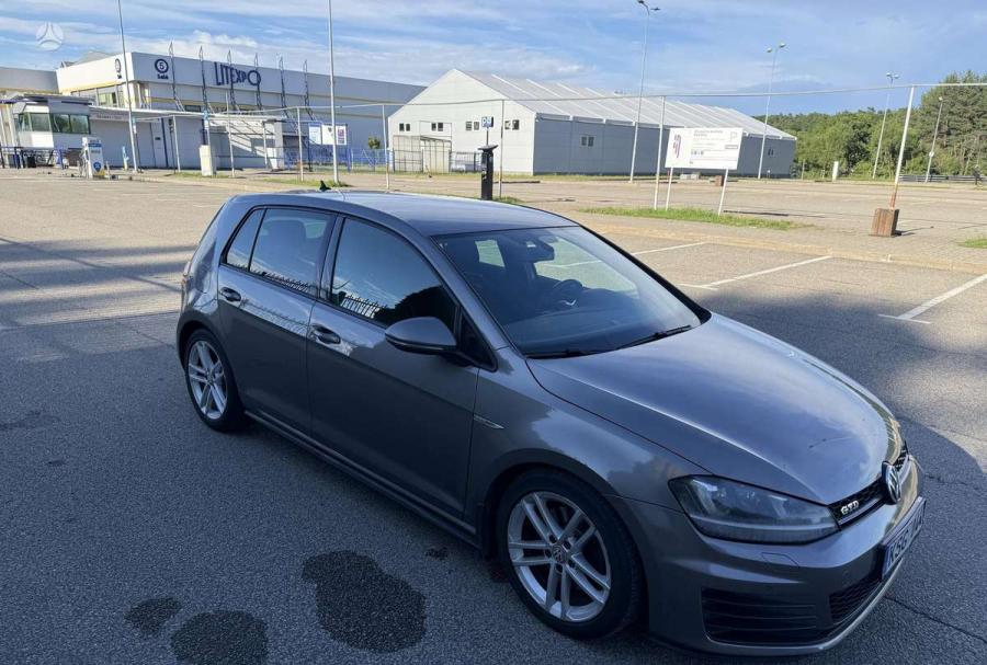 Volkswagen Golf 2013 Viļņa, ar dzinēja tilpumu 1.97 L un nobraukumu 244 tūkst. km par 10400 €, foto 5 vietnē AUTOMOTO.COM.LV