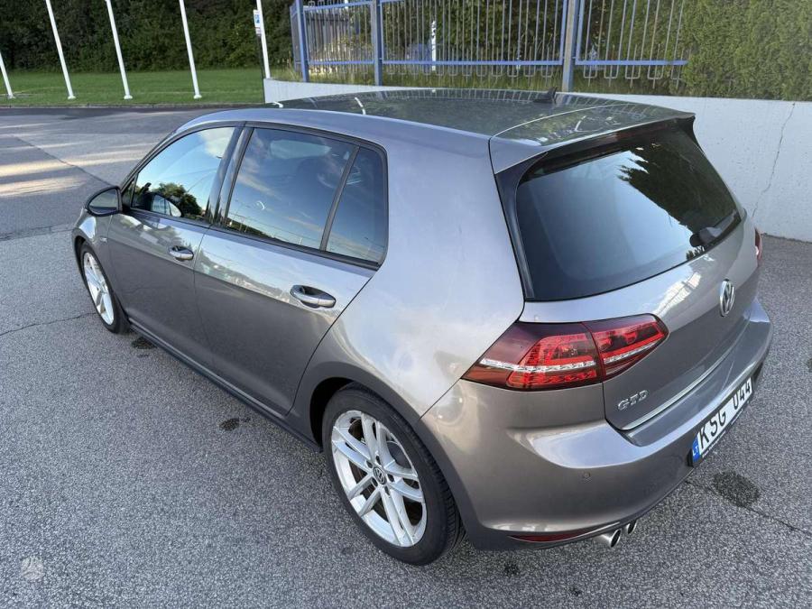 Volkswagen Golf 2013 Viļņa, ar dzinēja tilpumu 1.97 L un nobraukumu 244 tūkst. km par 10400 €, foto 8 vietnē AUTOMOTO.COM.LV