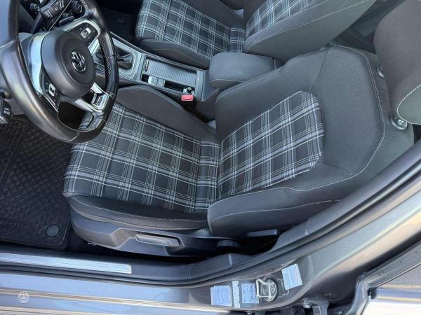 Volkswagen Golf 2013 Viļņa, ar dzinēja tilpumu 1.97 L un nobraukumu 244 tūkst. km par 10400 €, foto 9 vietnē AUTOMOTO.COM.LV