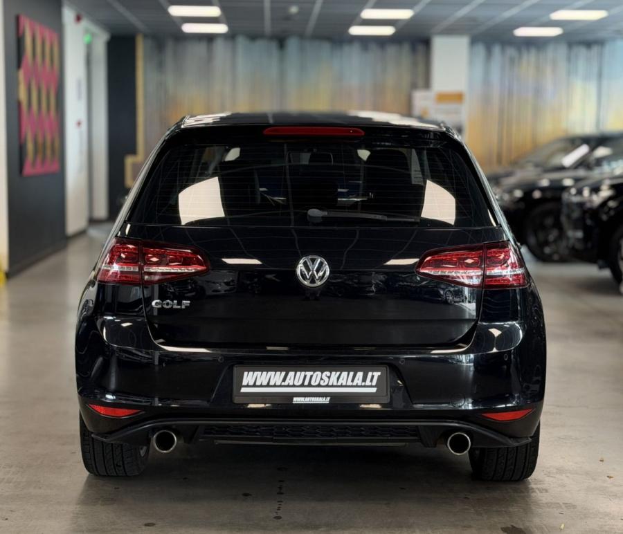 Volkswagen Golf 2013 in Klaipeda, with an engine capacity of 1.97 L and mileage of 290 thousand km for 9900 €, photo 4 on AUTOMOTO.COM.LV