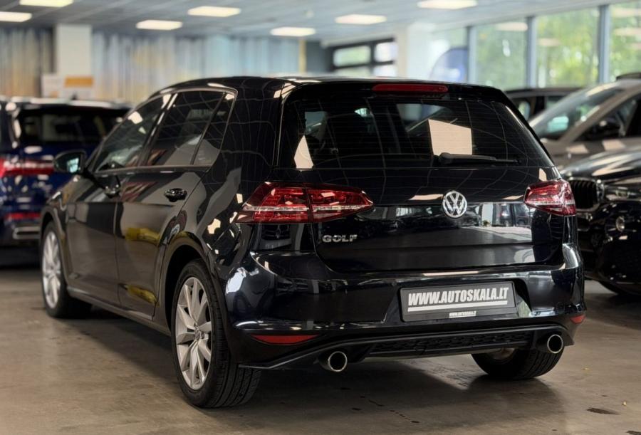 Volkswagen Golf 2013 in Klaipeda, with an engine capacity of 1.97 L and mileage of 290 thousand km for 9900 €, photo 5 on AUTOMOTO.COM.LV
