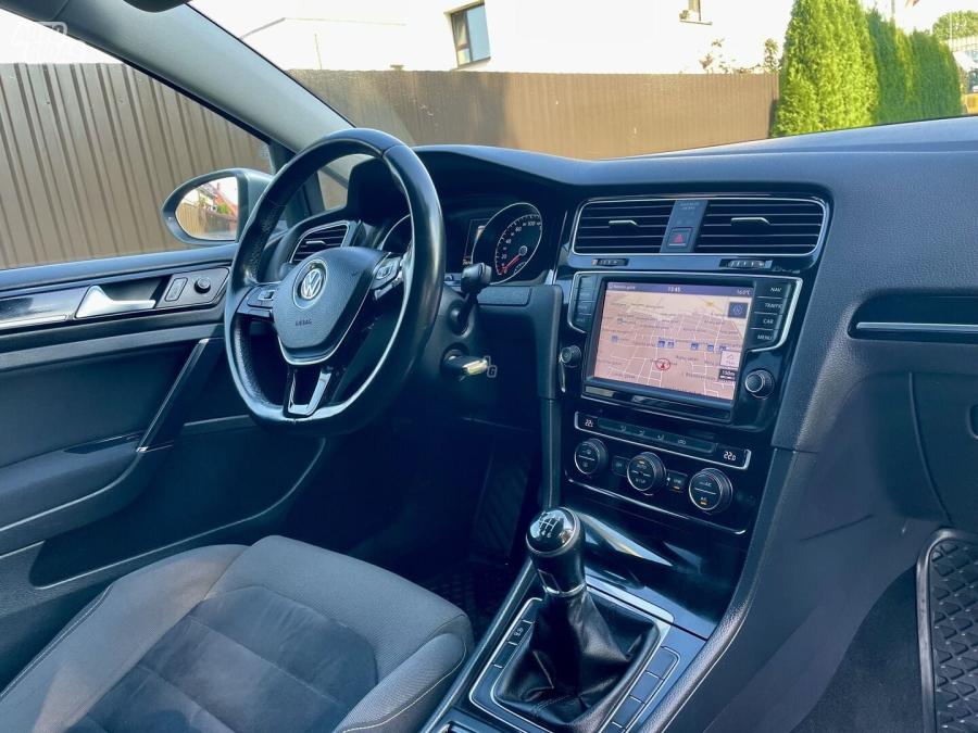 Volkswagen Golf 2013 Kauņa, ar dzinēja tilpumu 2.00 L un nobraukumu 253 tūkst. km par 6250 €, foto 29 vietnē AUTOMOTO.COM.LV
