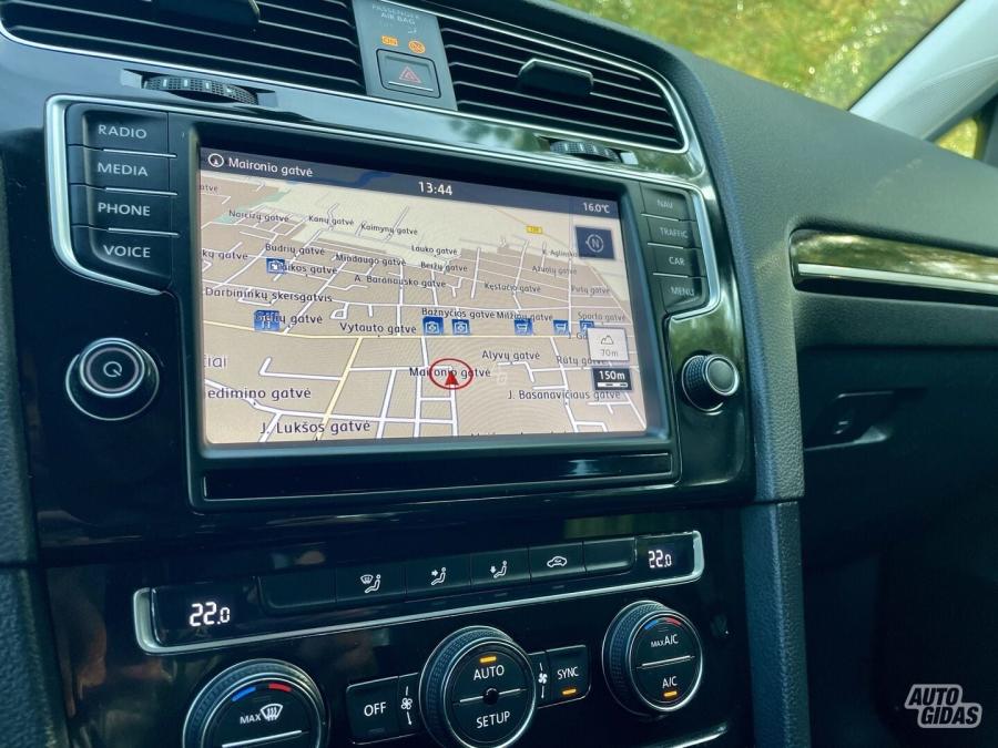 Volkswagen Golf 2013 Kauņa, ar dzinēja tilpumu 2.00 L un nobraukumu 253 tūkst. km par 6250 €, foto 39 vietnē AUTOMOTO.COM.LV