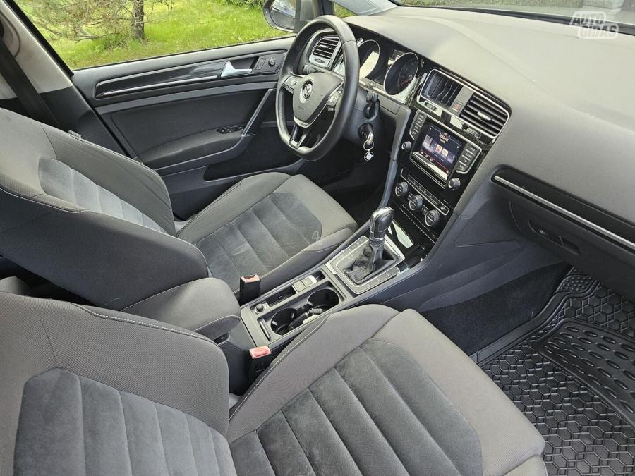 Volkswagen Golf 2013 in Ukmerge, with an engine capacity of 1.60 L and mileage of 130 thousand km for 4900 €, photo 14 on AUTOMOTO.COM.LV