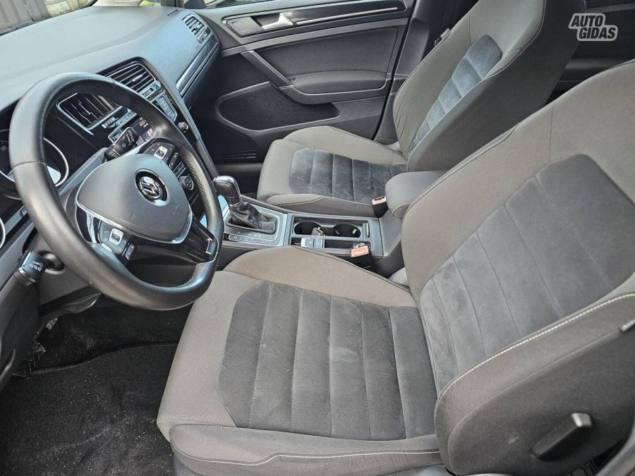 Volkswagen Golf 2013 in Ukmerge, with an engine capacity of 1.60 L and mileage of 130 thousand km for 4900 €, photo 15 on AUTOMOTO.COM.LV