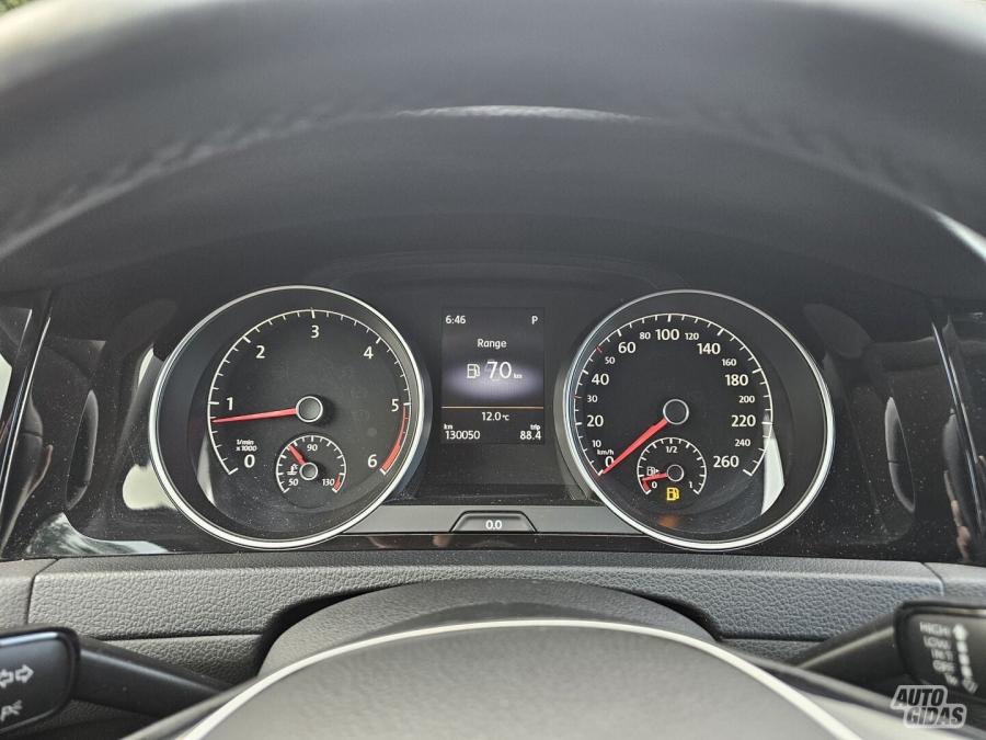 Volkswagen Golf 2013 in Ukmerge, with an engine capacity of 1.60 L and mileage of 130 thousand km for 4900 €, photo 18 on AUTOMOTO.COM.LV