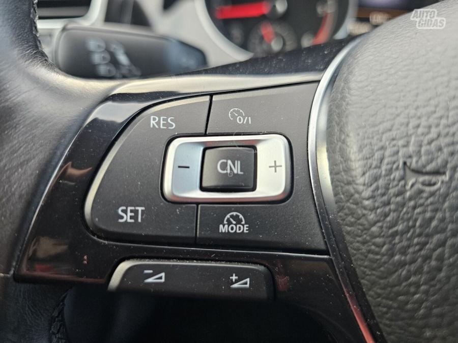 Volkswagen Golf 2013 in Ukmerge, with an engine capacity of 1.60 L and mileage of 130 thousand km for 4900 €, photo 19 on AUTOMOTO.COM.LV
