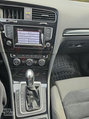 Volkswagen Golf 2013 in Ukmerge, with an engine capacity of 1.60 L and mileage of 130 thousand km for 4900 €, photo 28 on AUTOMOTO.COM.LV