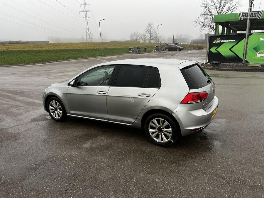 Volkswagen Golf 2014 in Kaunas, with an engine capacity of 1.60 L and mileage of 16 thousand km for 2950 €, photo 3 on AUTOMOTO.COM.LV