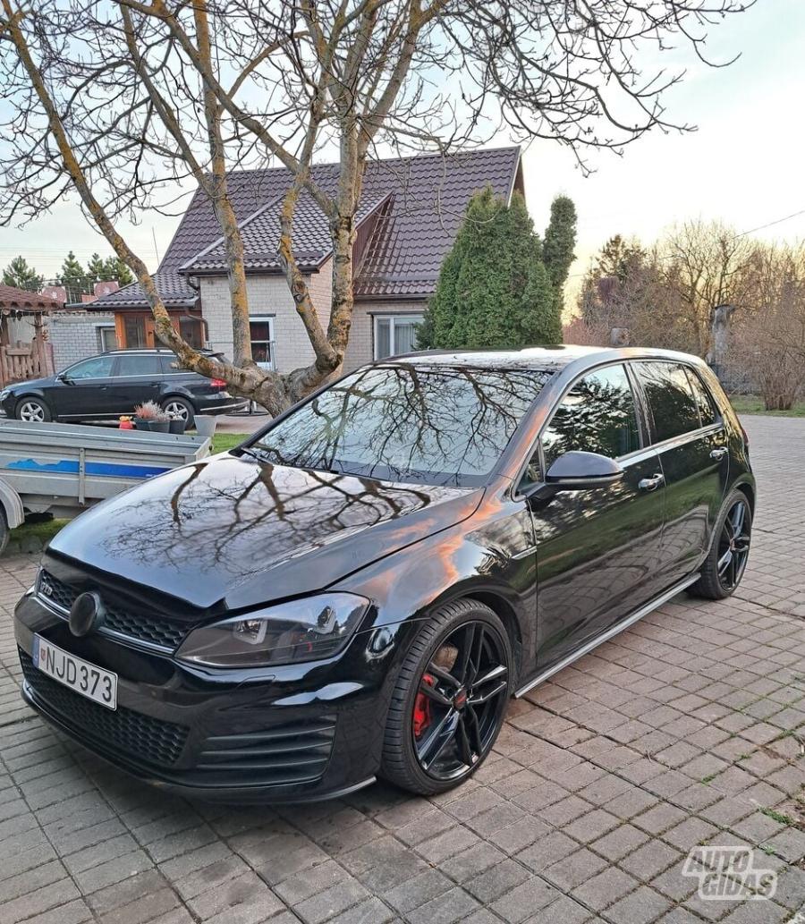 Volkswagen Golf 2014 in Marijampole, with an engine capacity of 2.00 L and mileage of 270 thousand km for 9200 €, photo 3 on AUTOMOTO.COM.LV