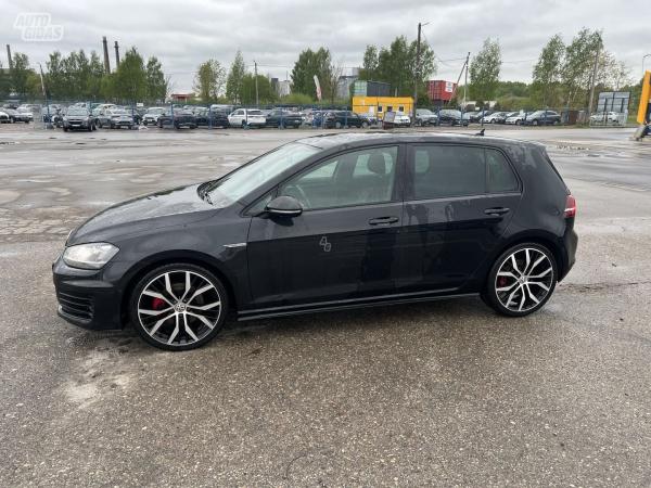 Volkswagen Golf 2014 in Panevezys, with an engine capacity of 2.00 L and mileage of 185 thousand km for 10500 €, photo 2 on AUTOMOTO.COM.LV