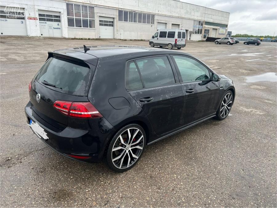 Volkswagen Golf 2014 in Panevezys, with an engine capacity of 2.00 L and mileage of 185 thousand km for 10500 €, photo 4 on AUTOMOTO.COM.LV